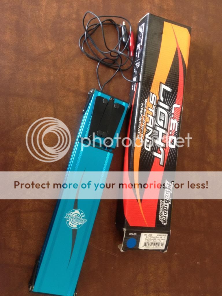 Muchmore Racing 12V LED Folding Pit Light Blue - R/C Tech Forums